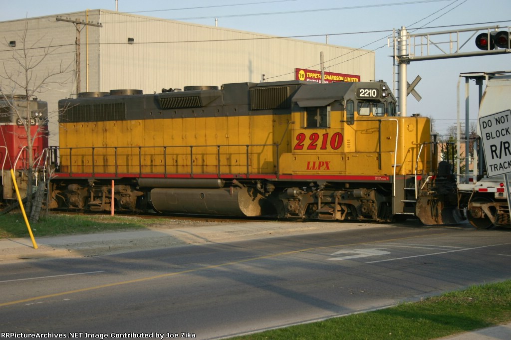 LLPX 2210 GP 38-2 GEXR Guelph Sub